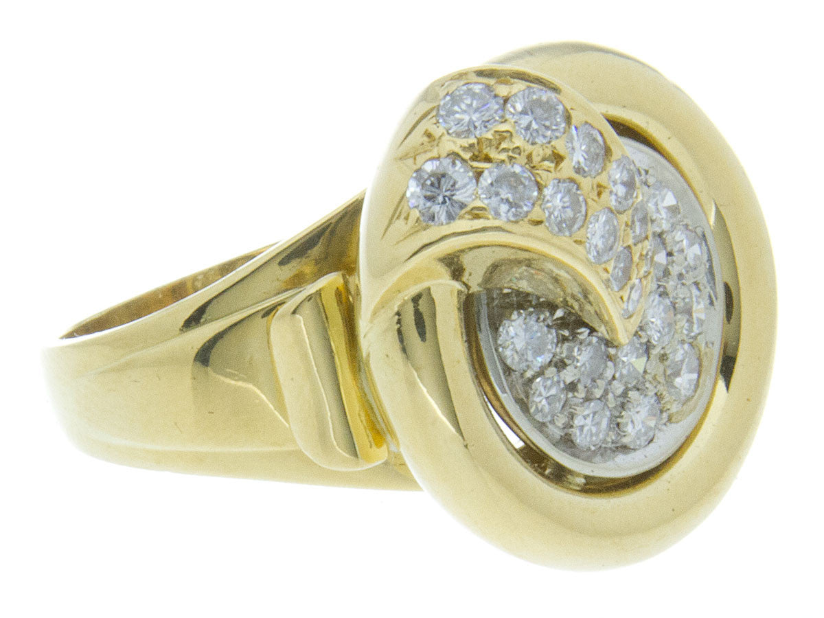 Vintage 1970s 18kt Diamond Bullseye Ring | Chicago Pawners & Jewelers