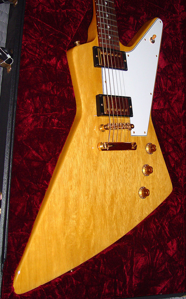 Gibson Custom Shop 1958 Korina Allen Collins Explorer – CPJ