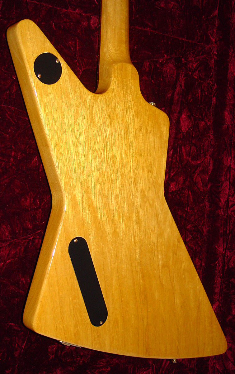 Gibson Custom Shop 1958 Korina Allen Collins Explorer – CPJ