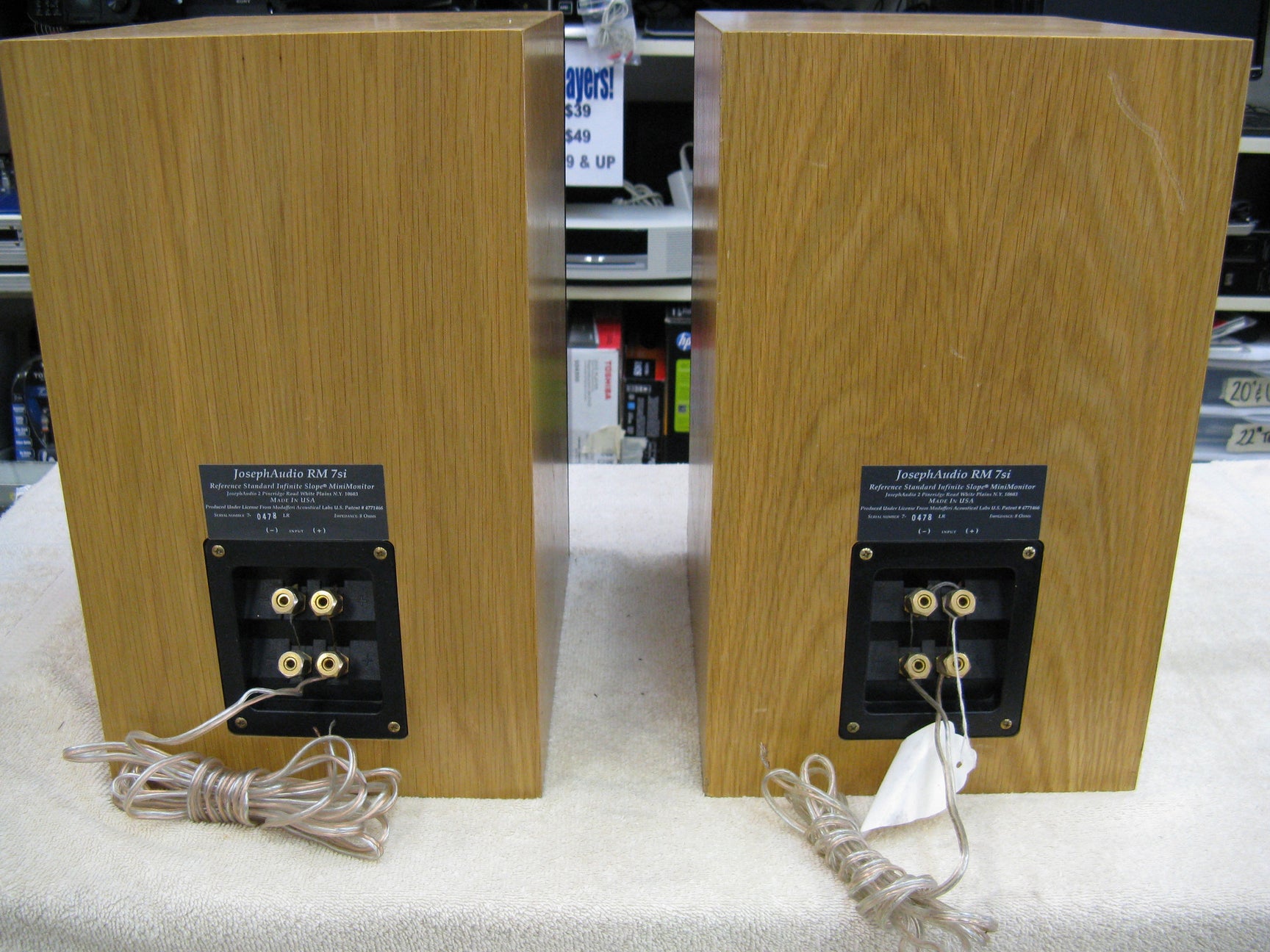 Joseph Audio RM7si Bookshelf Loudspeakers | Chicago Pawners & Jewelers