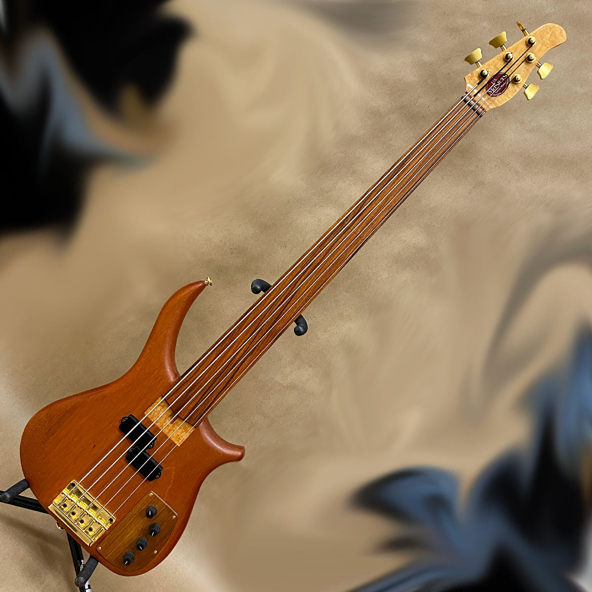 US Masters Guitars Works P-5 Fretless 5 String Bass | Chicago Pawners ...